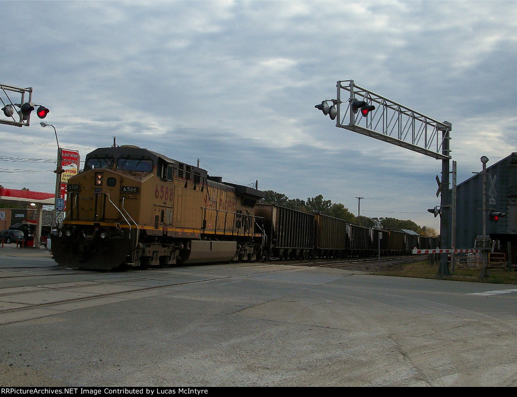 UP 6588 DPU on eastbound UP loaded coal train